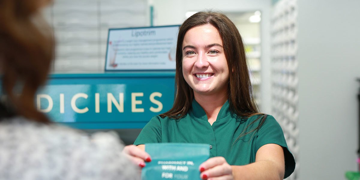 Community Pharmacist Consultation Service (NHS) | the Hub pharmacy